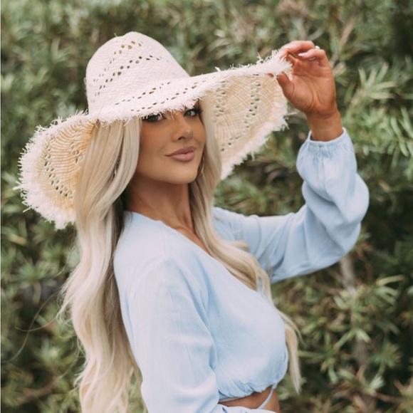 These Three Boutique | Accessories | These Three Boutique Straw Hat ...